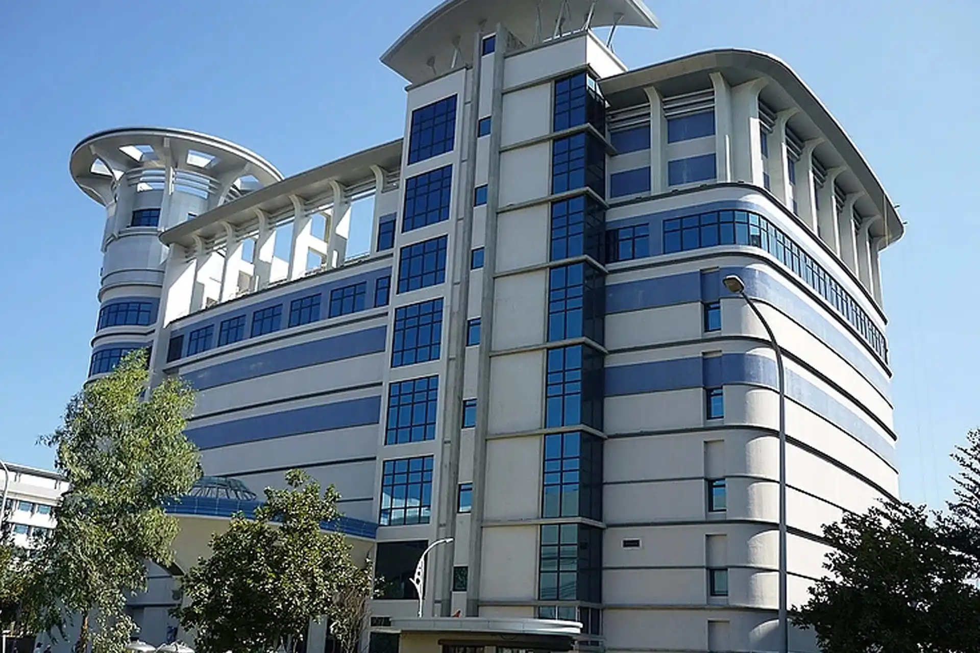 Contact - EOI Street & Area Lighting